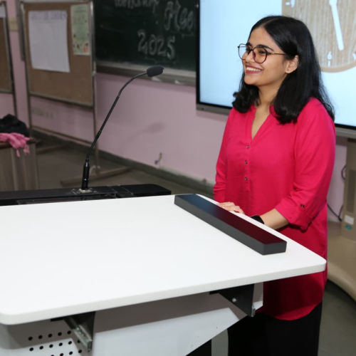 Aditi Pandey - Therapist/ Psychologist in India
